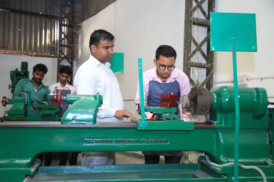 Workshop - Pt. L.R. College Of Technology